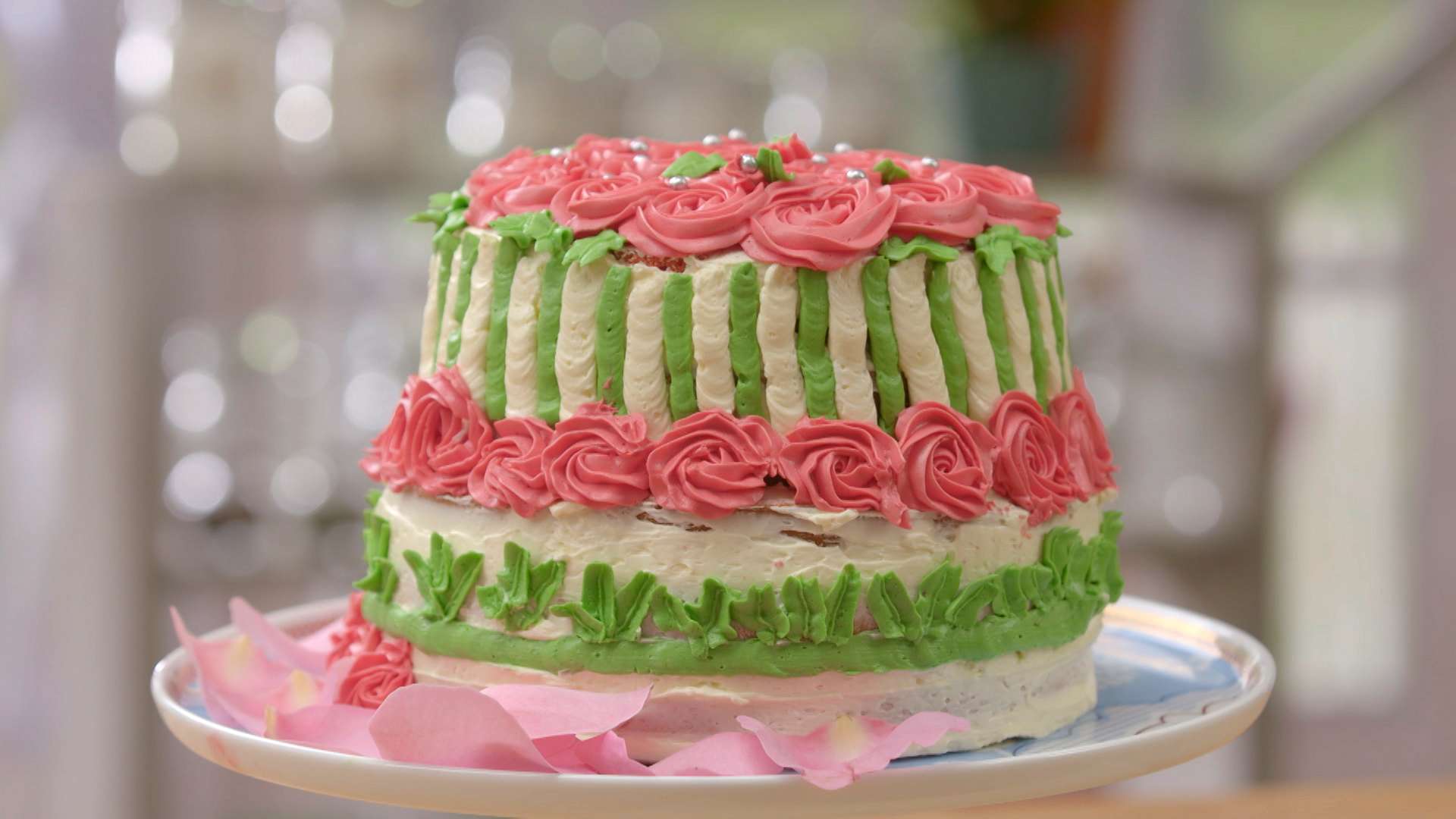Rosegarden Cake - Heel Holland Bakt