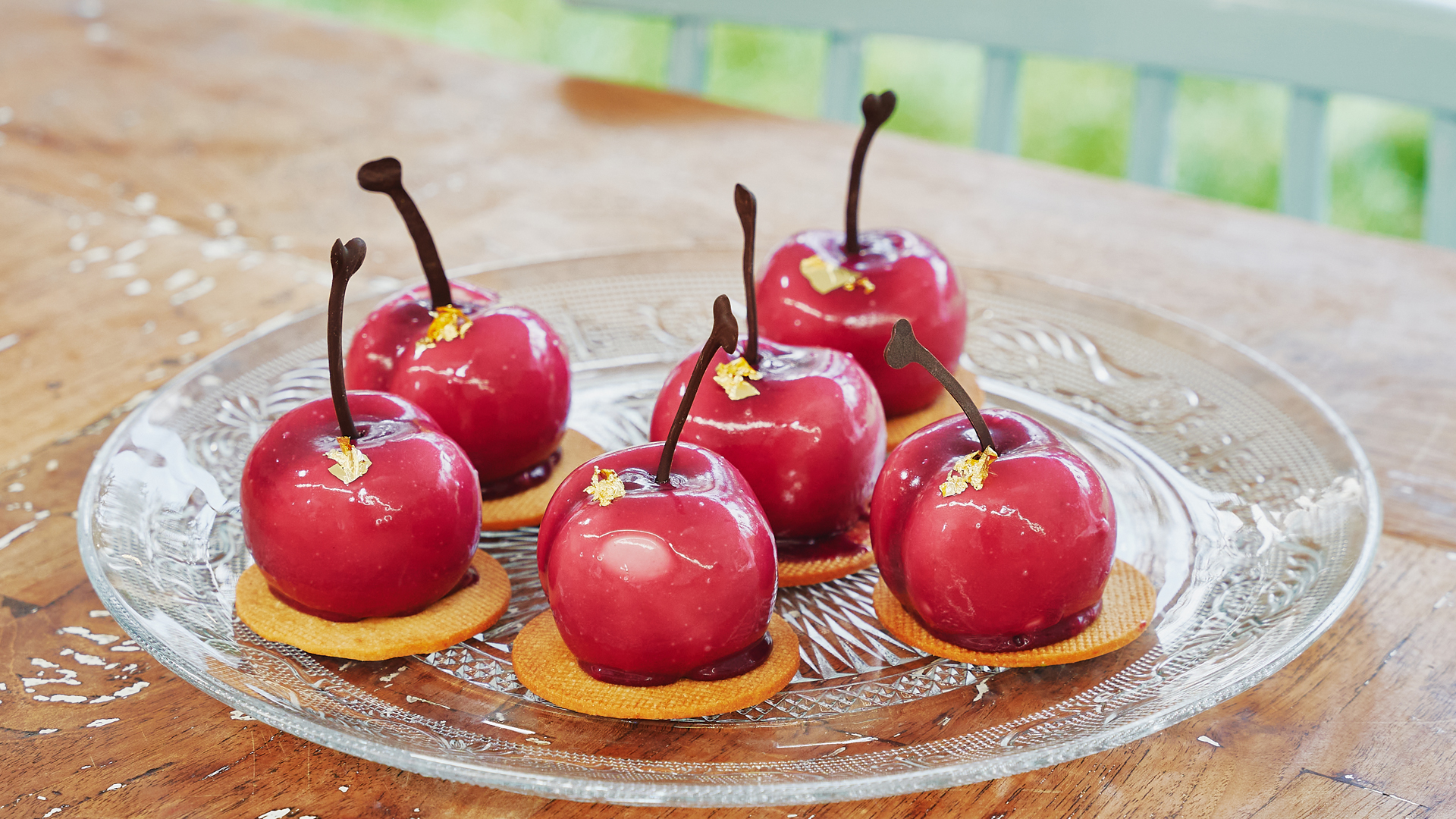 Dit zijn de lekkerste recepten om te bakken met kersen - Heel Holland Bakt