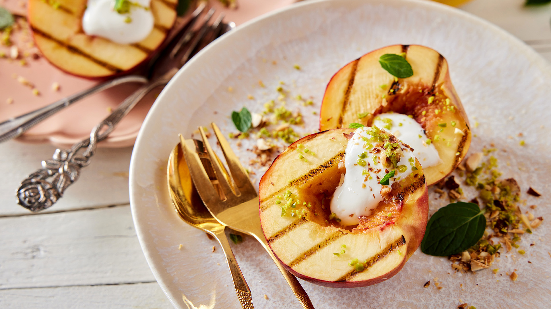 Tijd voor zoet: maak makkelijke toetjes van de barbecue