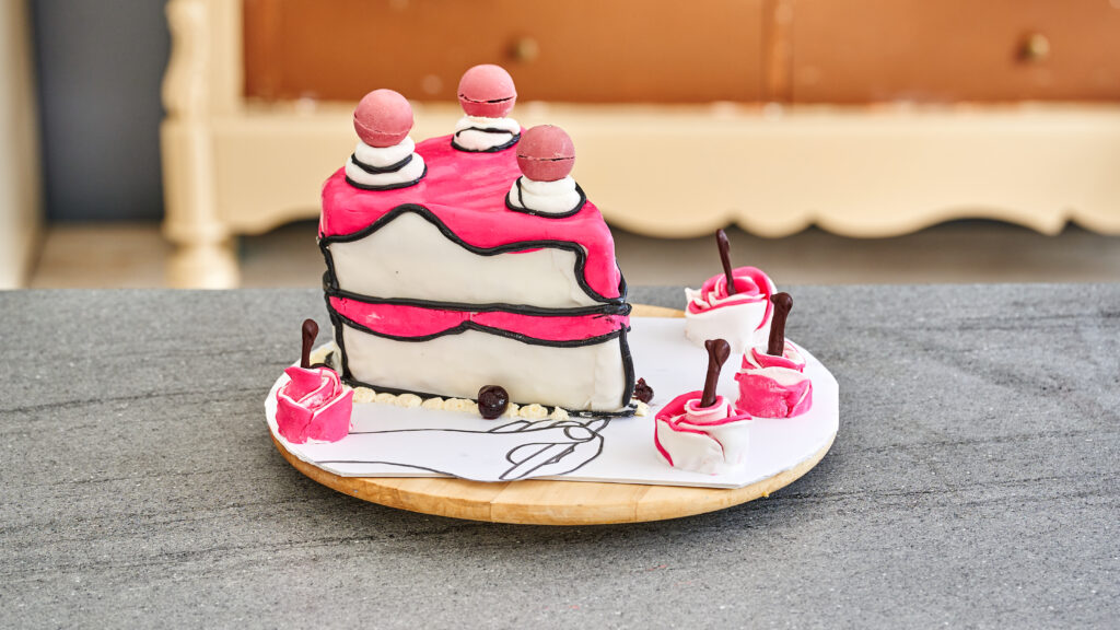 Kersen cartoon cake - Heel Holland Bakt