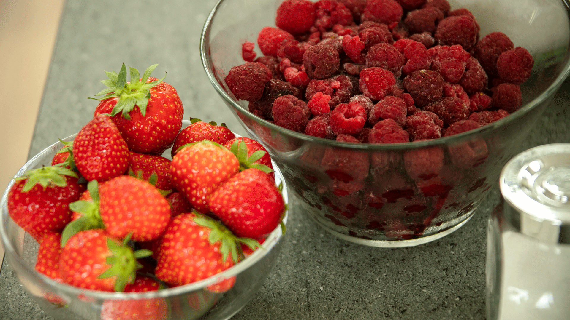 Diepvriesfruit vs vers fruit: wat is gezonder? En wat gebruik je in een ...